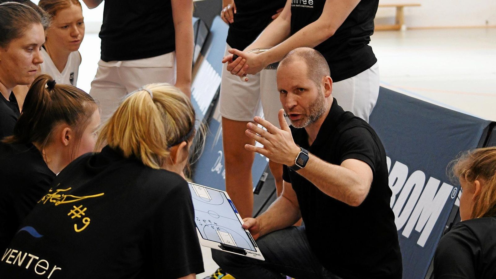 Trainer Thomas Fritsche von den Vimodrom Baskets Jena: „Wir haben ...