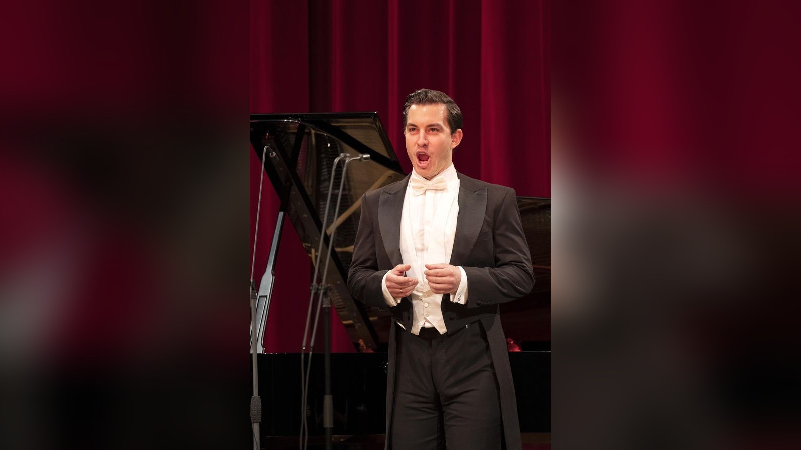 Frederic Jost gewinnt den Bundeswettbewerb Gesang