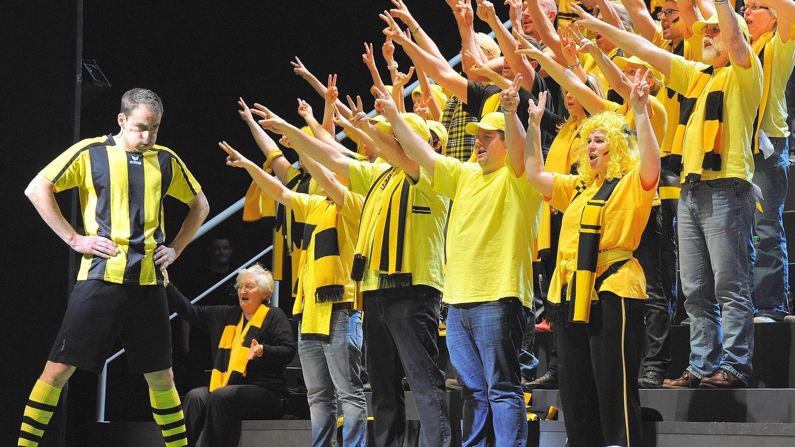 BVB-Fangesänge in der Oper