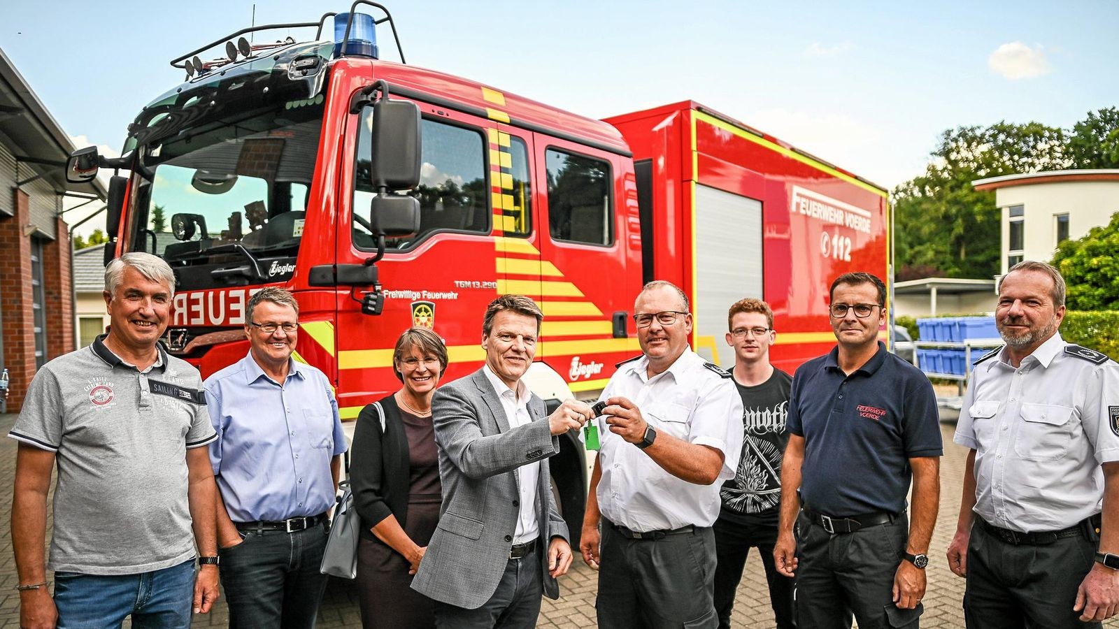 Neues Fahrzeug für die Feuerwehr in Voerde