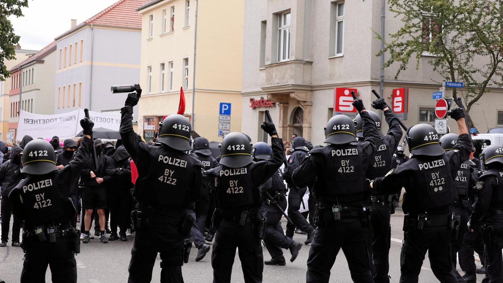 Protest gegen Neonazis in Weimar: Polizei zieht Bilanz des Einsatzes