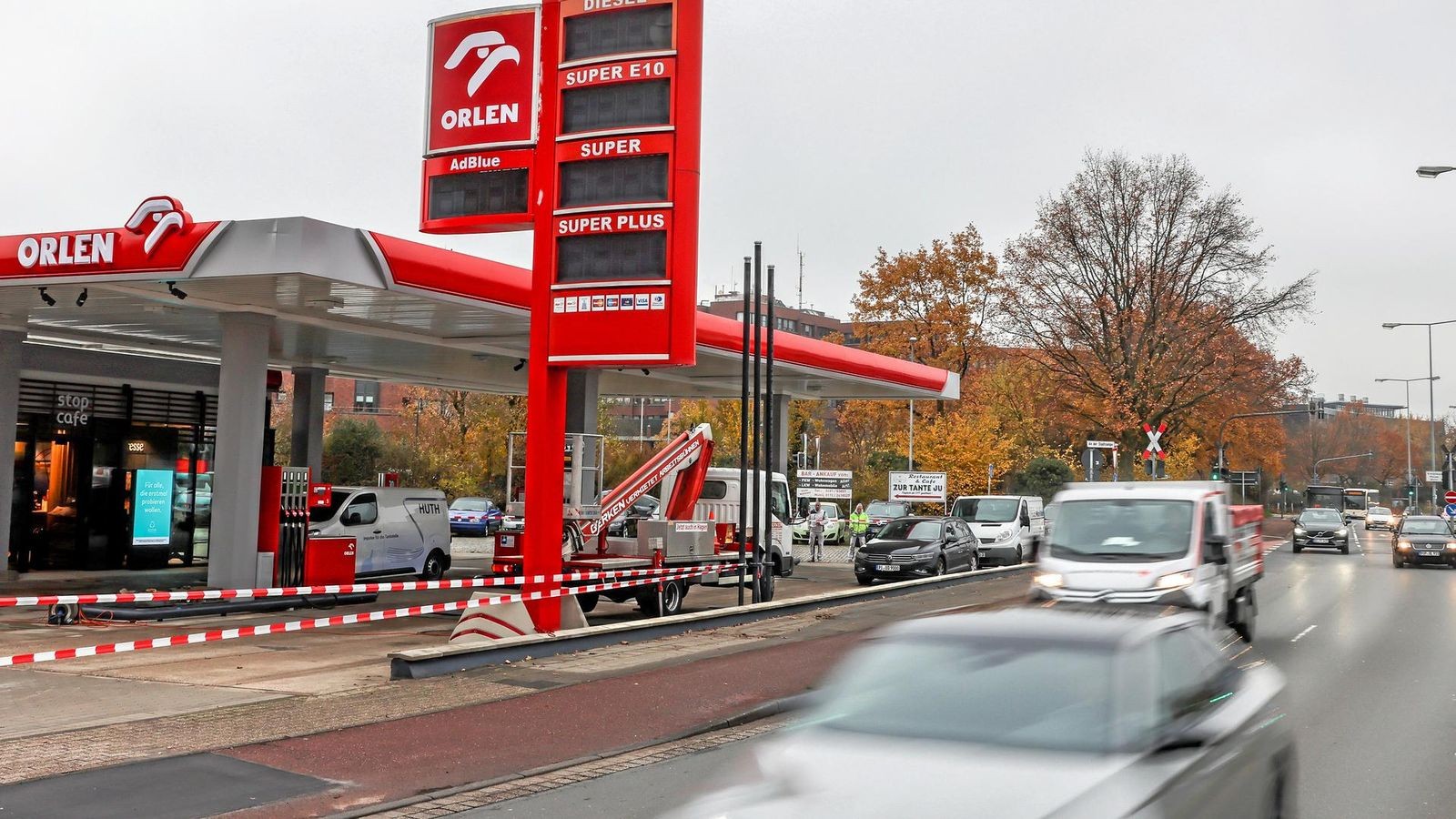 Orlen Tankstellen: Elmshorner übernehmen Zapfstationen und ändern Konzept