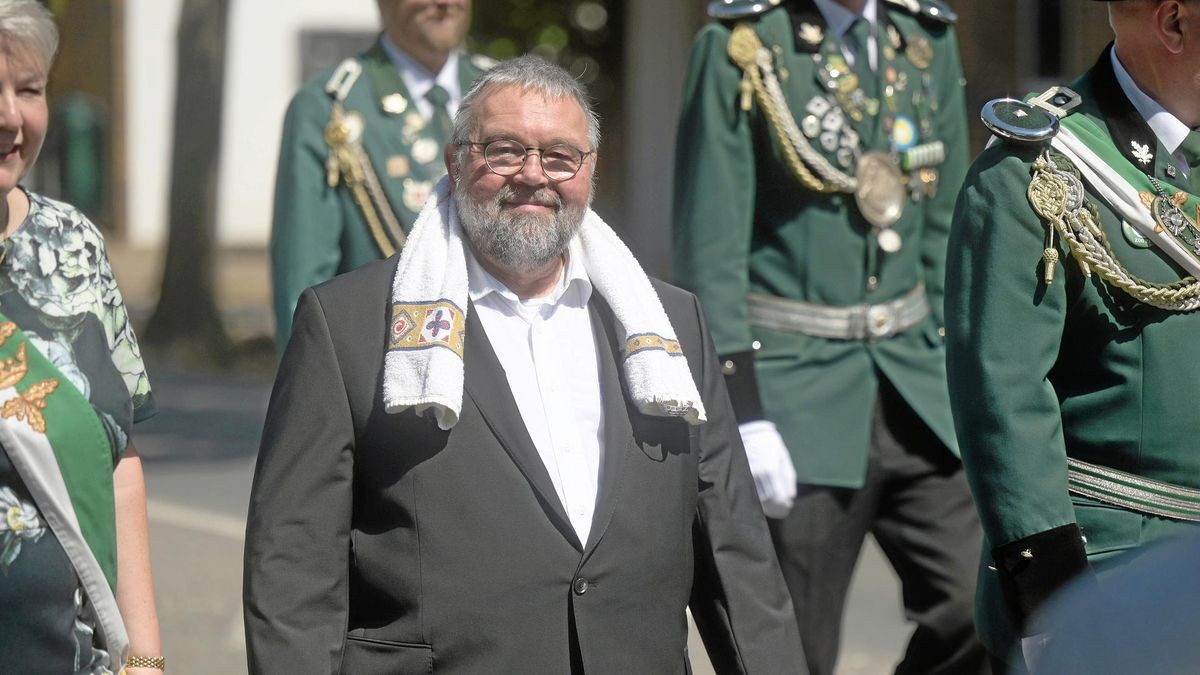 Emmerich: Tschüss, Theo van Doornick! Pfarrer verabschiedet