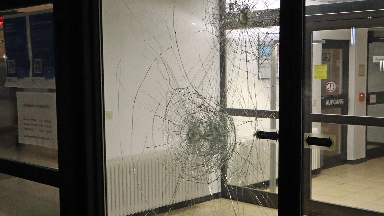 Serientäter hat mit „Adolef Hitler“ in Kabul zusammengelebt