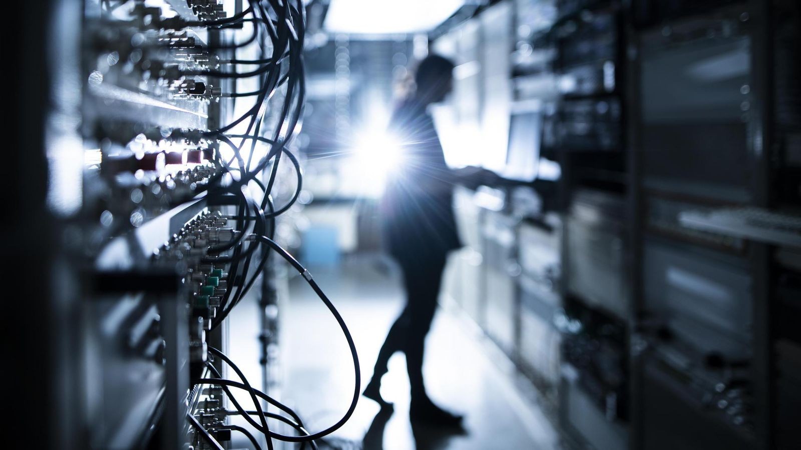 BND, MAD, Verfassungsschutz: So arbeiten Geheimdienste – einfach erklärt