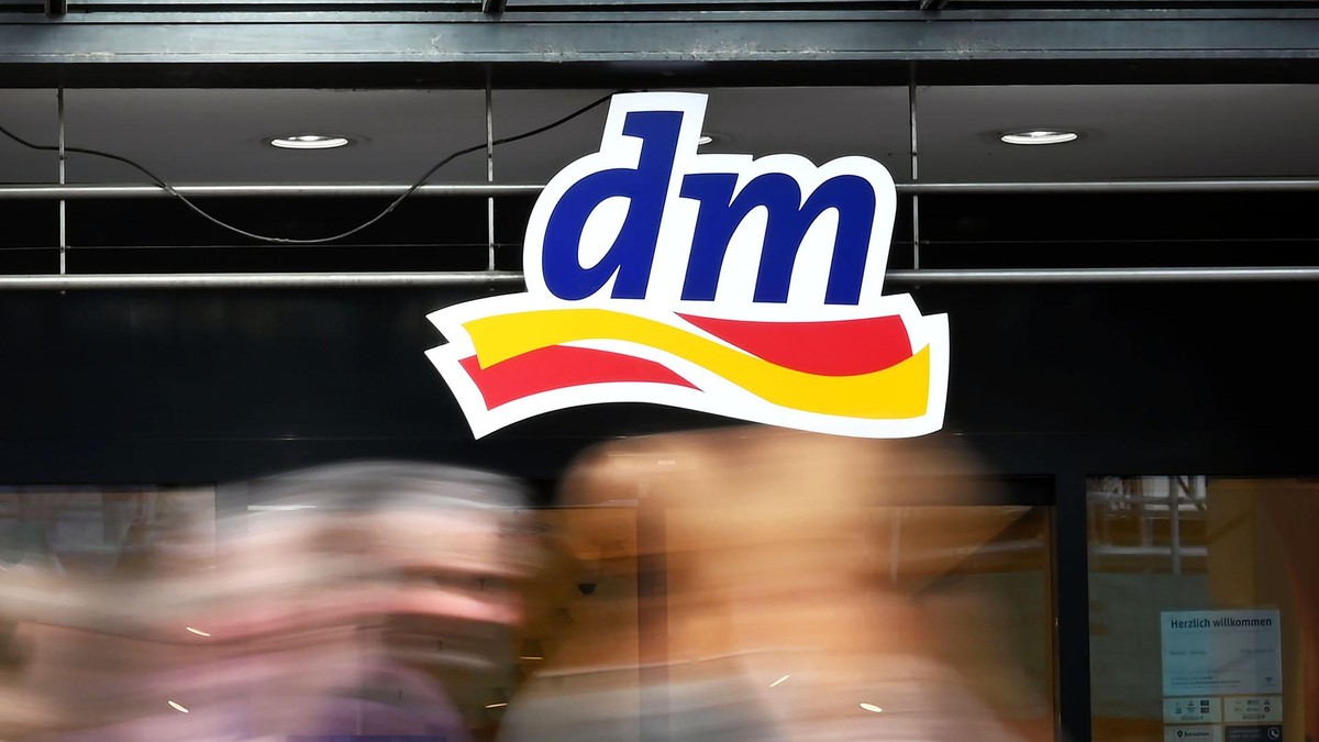 dm steht in Firewall-Debatte unter Druck – Chef verteidigt Haltung