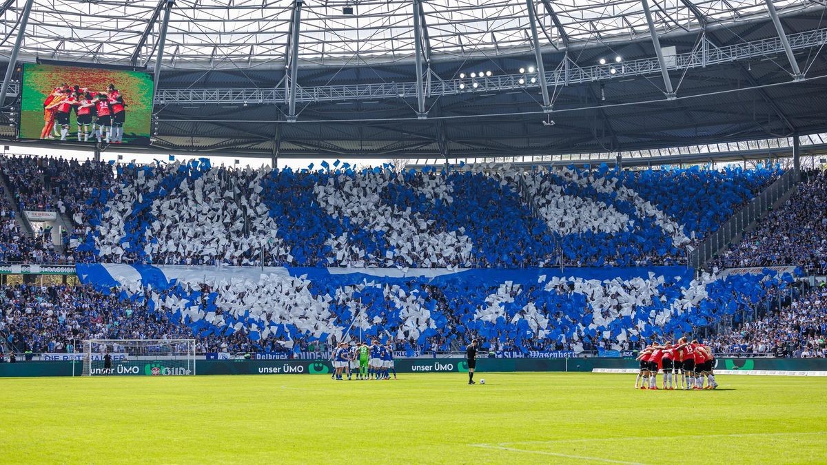 Bis zu 40.000 Schalker? S04-Fans nehmen Berlin ein