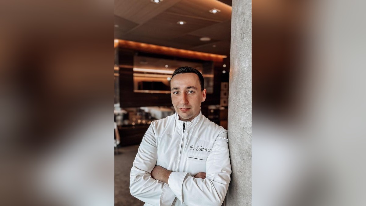 Fabian Schröter vom „Terra“ kocht hausgemachte Thymian-Gnocchis