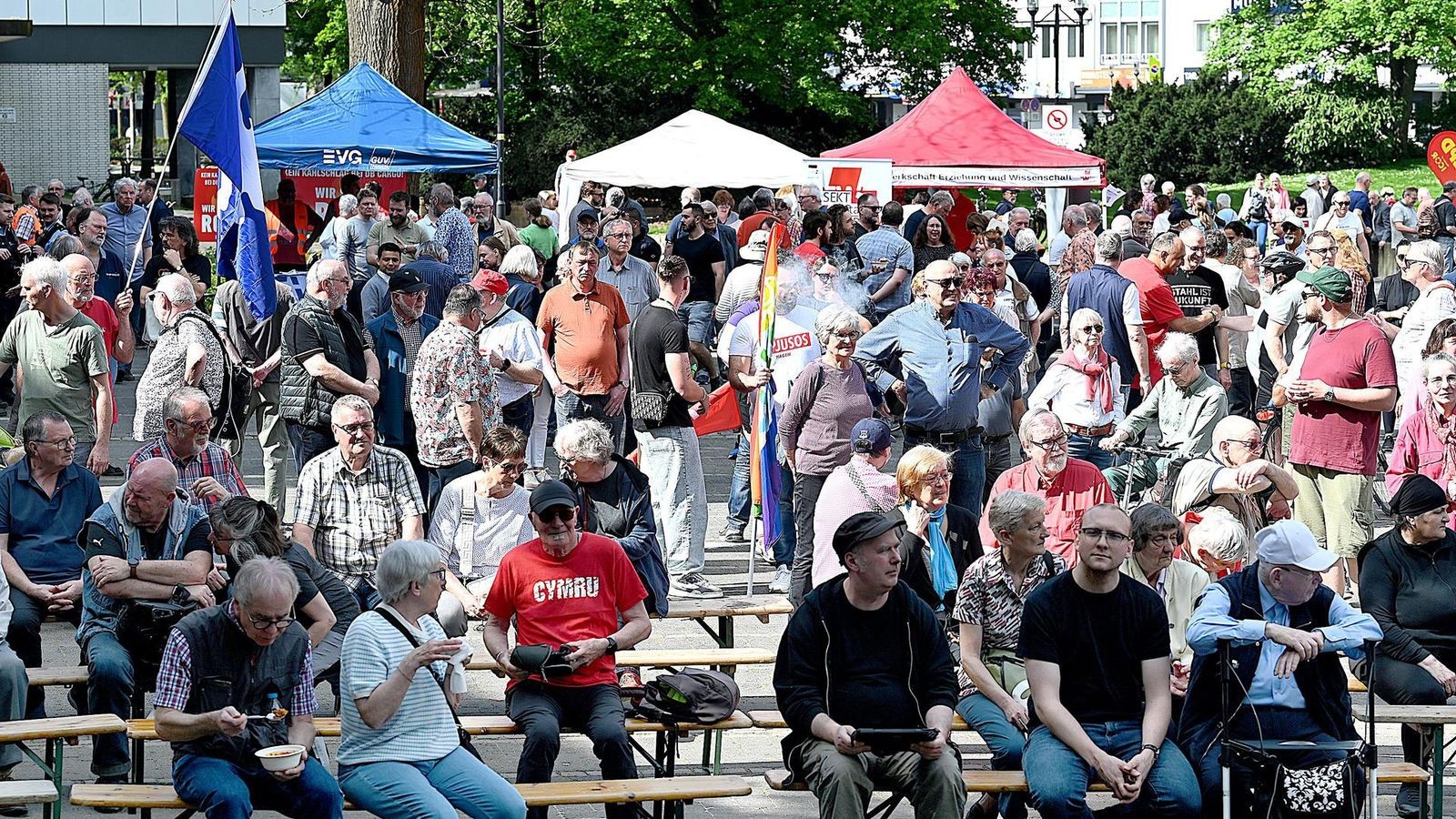Hagen: 350 Interessierte bei Kundgebung und Fest im Park