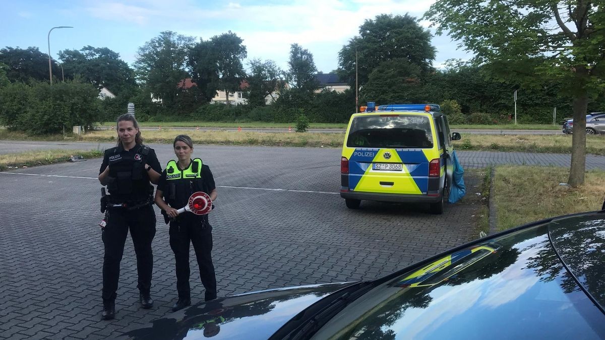 Fesseln angelegt: Peiner will sich Polizeikontrolle entziehen