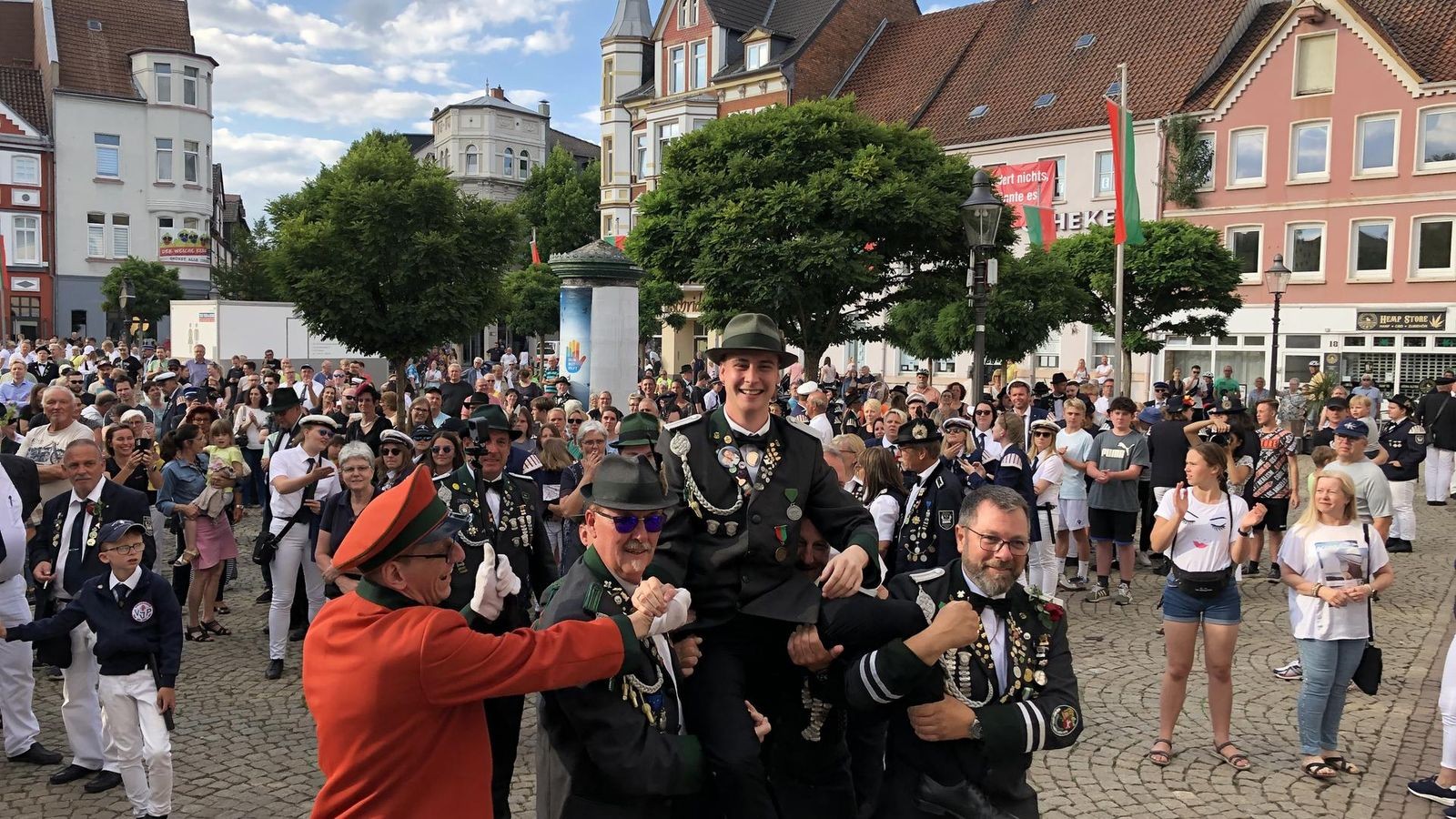 Entdecke das spektakuläre Peiner Freischießen: Ein Fest für Alle!