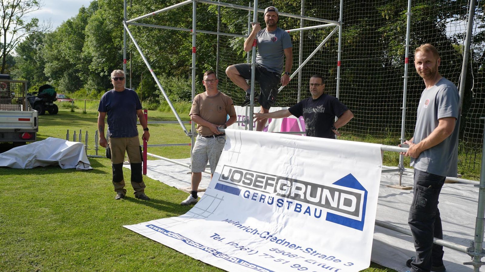 Hangelgerüst und Schlammloch in Werningshausen