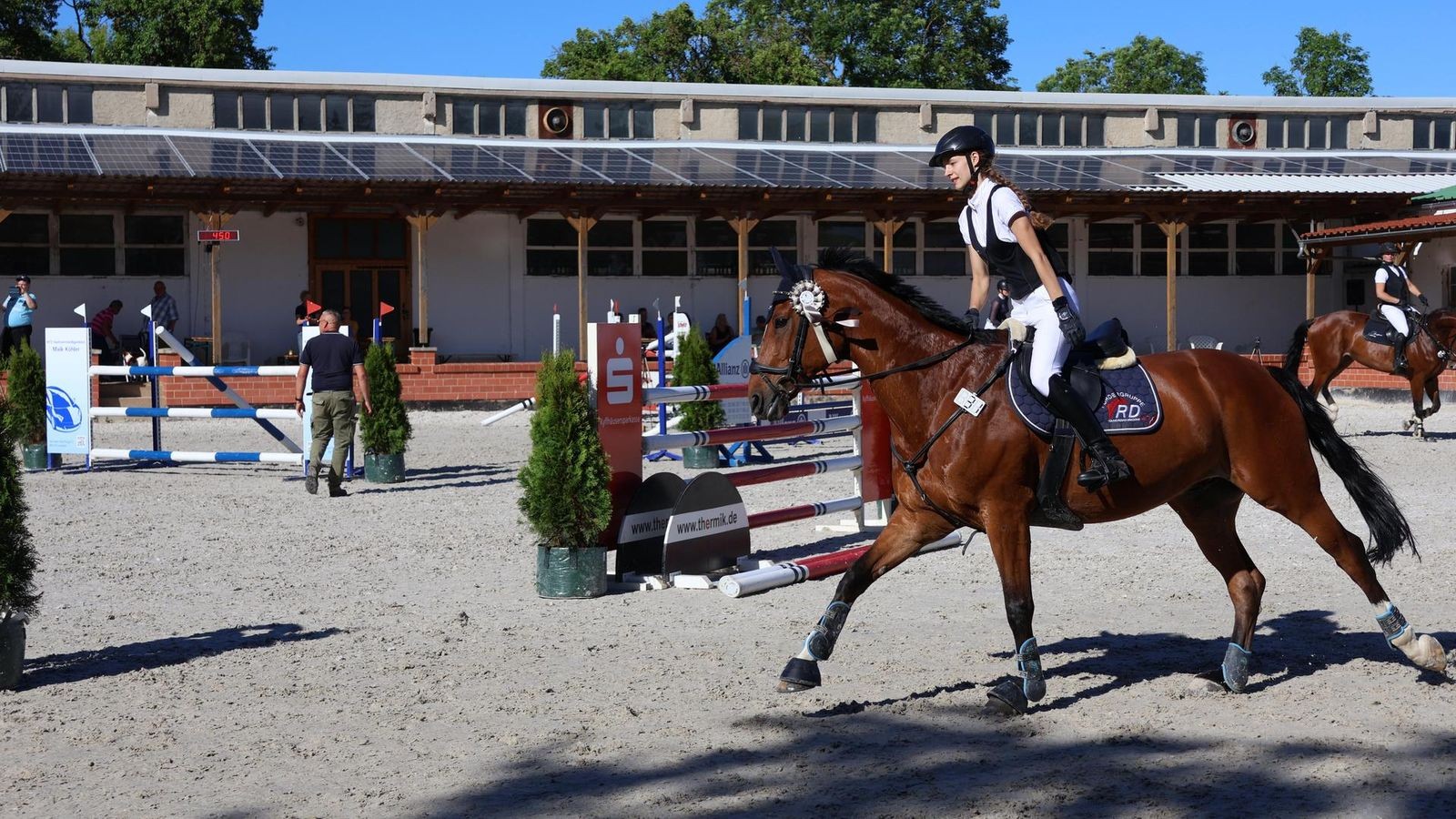 Gelungenes Turnier in Bellstedt: Knapp 300 Pferde und 400 Starts