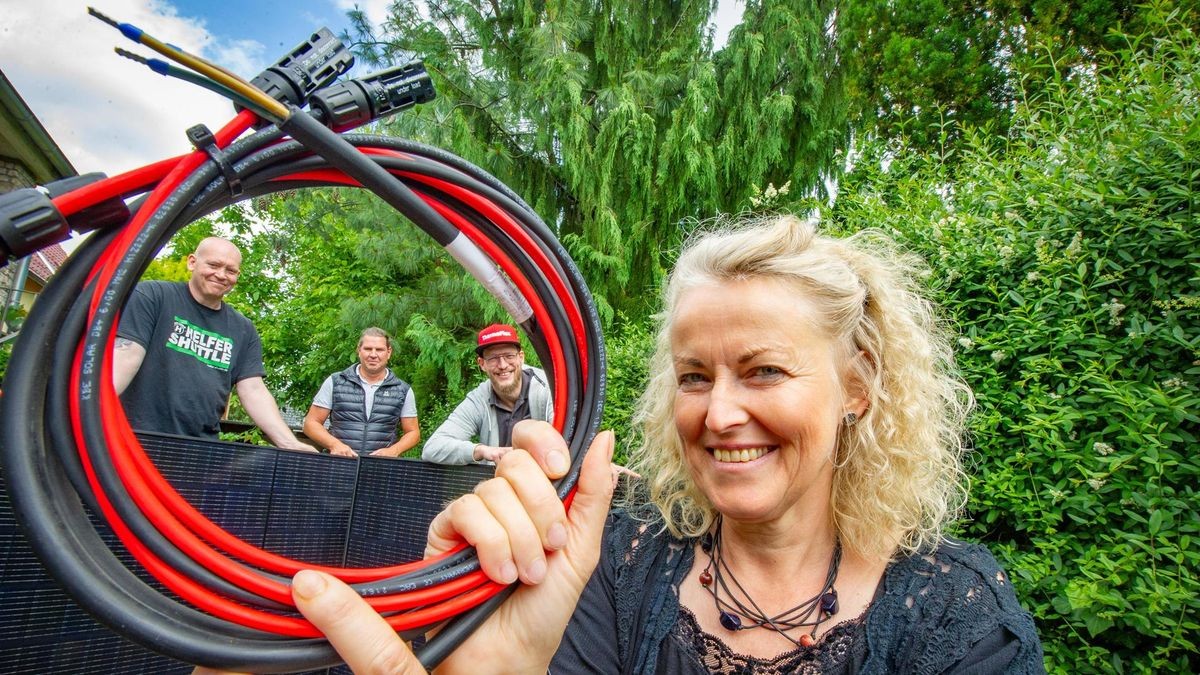 Mit Balkonkraftwerken Stromkosten senken: Pilotprojekt in Mühlhausen ...