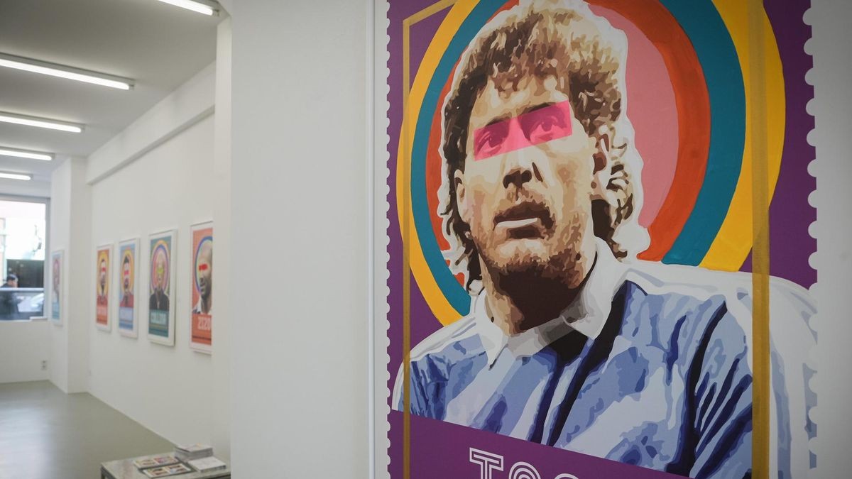 Von Beckham bis Pelé: Galerie zeigt „Popstars in kurzen Hosen“