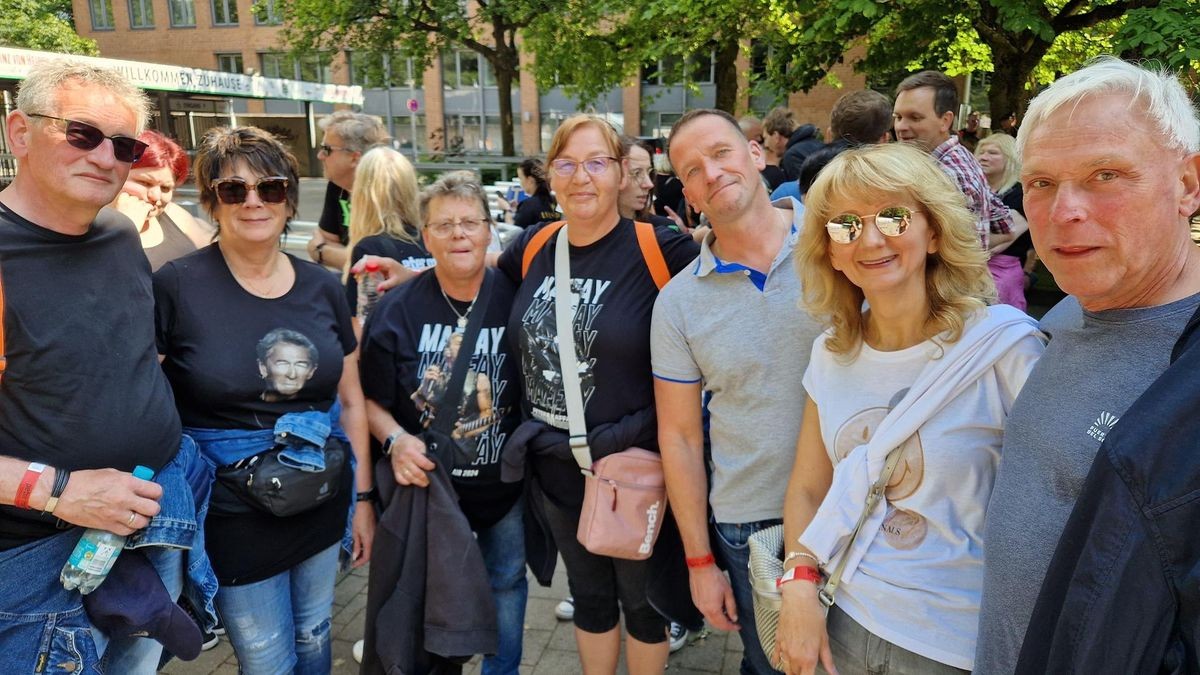 40.000 Fans erleben Peter Maffay in Hannover – mit Motorrad durchs Stadion