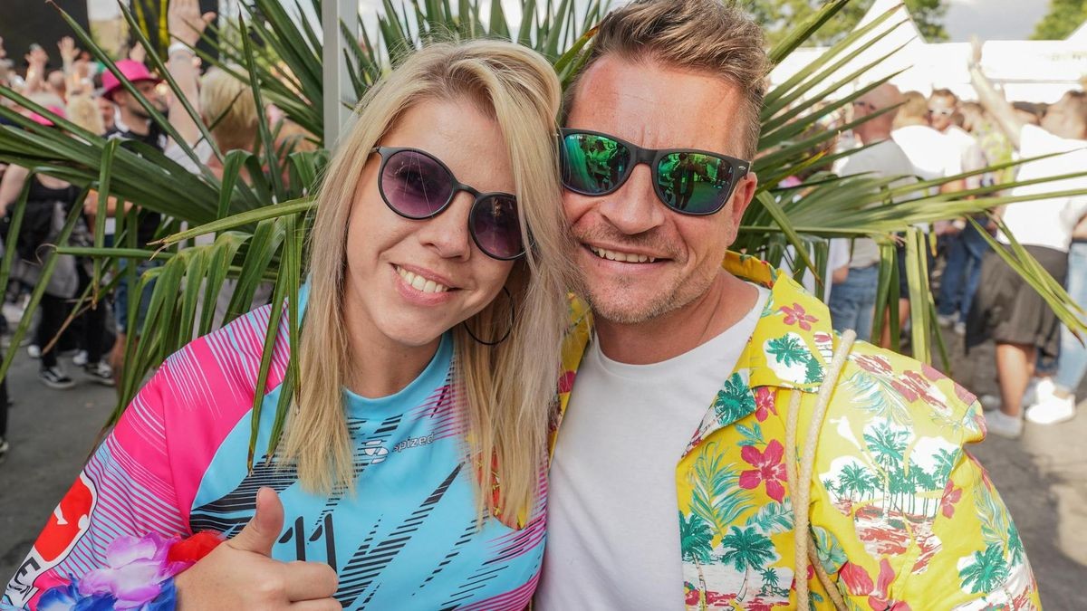 Super Stimmung bei Mallorca-Party in Bochum-Wattenscheid – 96 Fotos