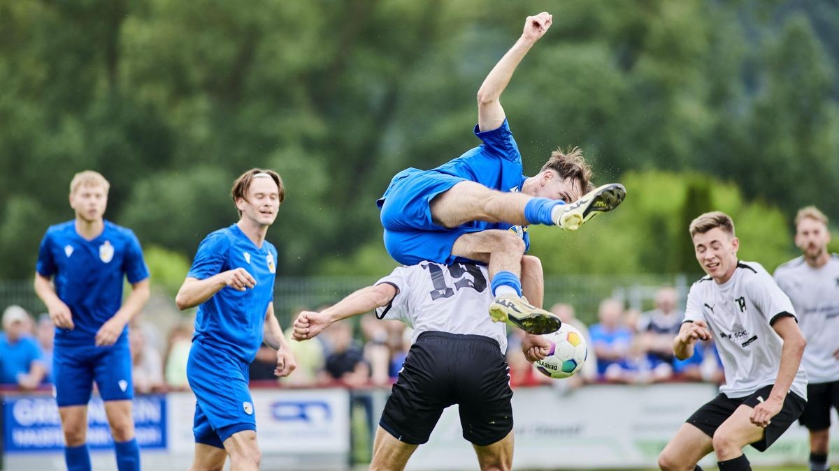 Die Bilder vom Spiel SV 08 Rothenstein gegen FC Carl Zeiss Jena