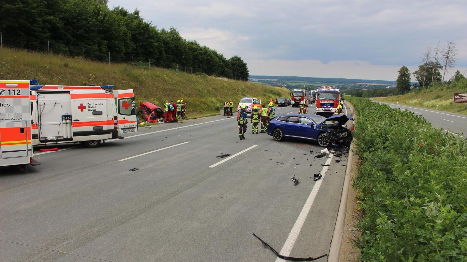 Zwei Verletzte nach Auffahrunfall auf Autobahn 9 in Thüringen