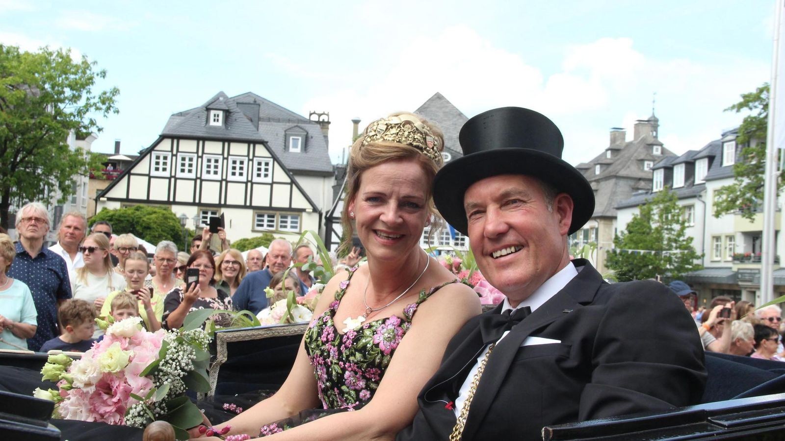 Schützenfest: Brilon feiert sein Schützenpaar mit Festzug
