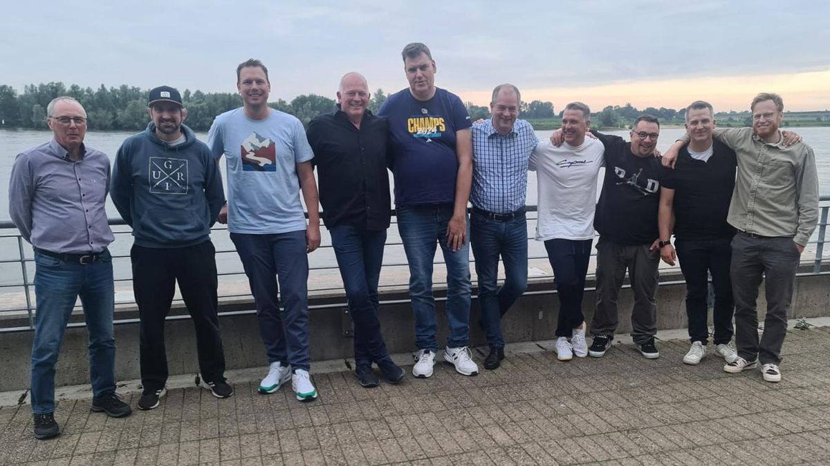 Emmericher Erfolgsmannschaft trifft sich nach 25 Jahren