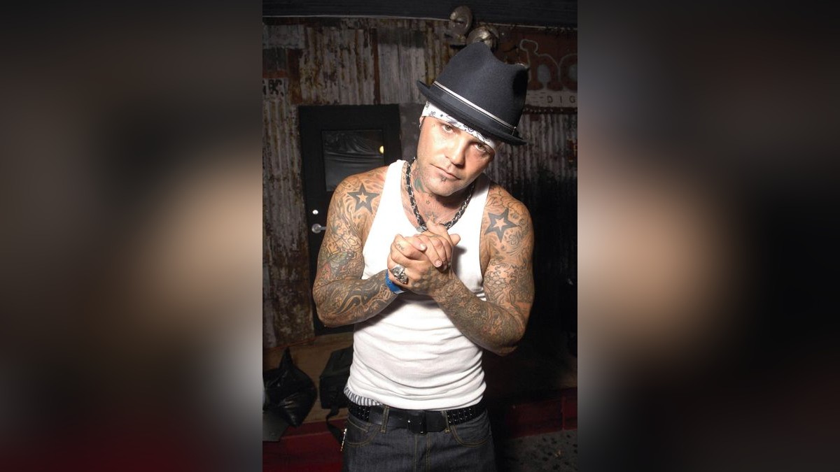 Seth Binzer ist tot: „Crazy Town“-Leadsänger stirbt mit 49 Jahren