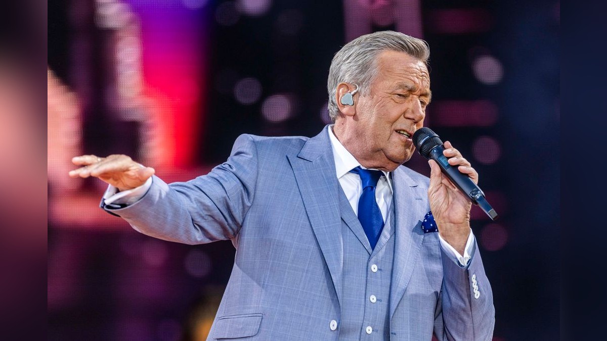 Roland Kaiser auch 2025 auf dem Erfurter Domplatz: Vorverkauf beginnt