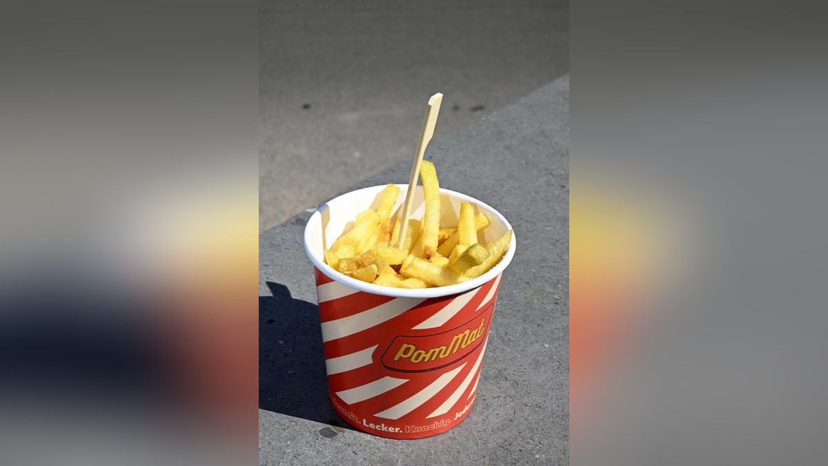Pommes-Automat in Braunschweig: Heiße Fritten in 35 Sekunden