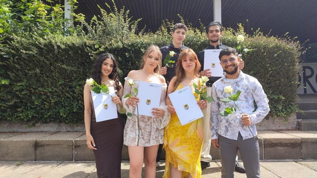 Hönne-Berufskolleg: Diese Absolventen haben es geschafft