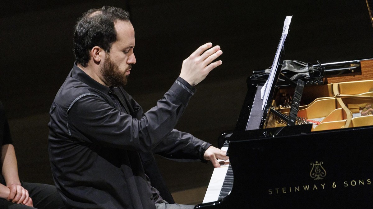 Igor Levit legt in Hamburgs Elbphilharmonie ein Chopin-Bekenntnis ab