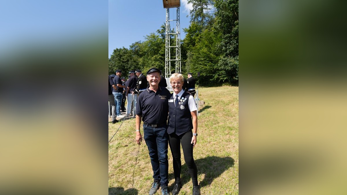 Jubelgeschrei in Marsberg: 60 tolle Fotos vom Vogelschießen