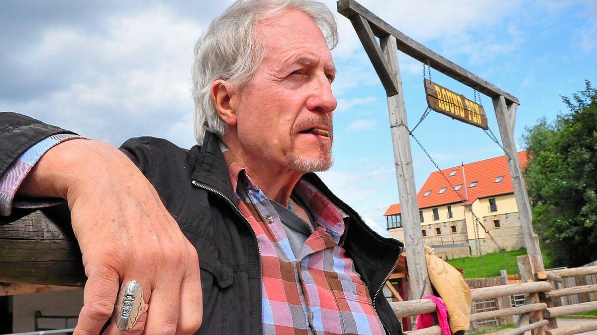 Aus Weimar in die Welt: Ein fantastischer Roadtrip mit Reiner Schöne