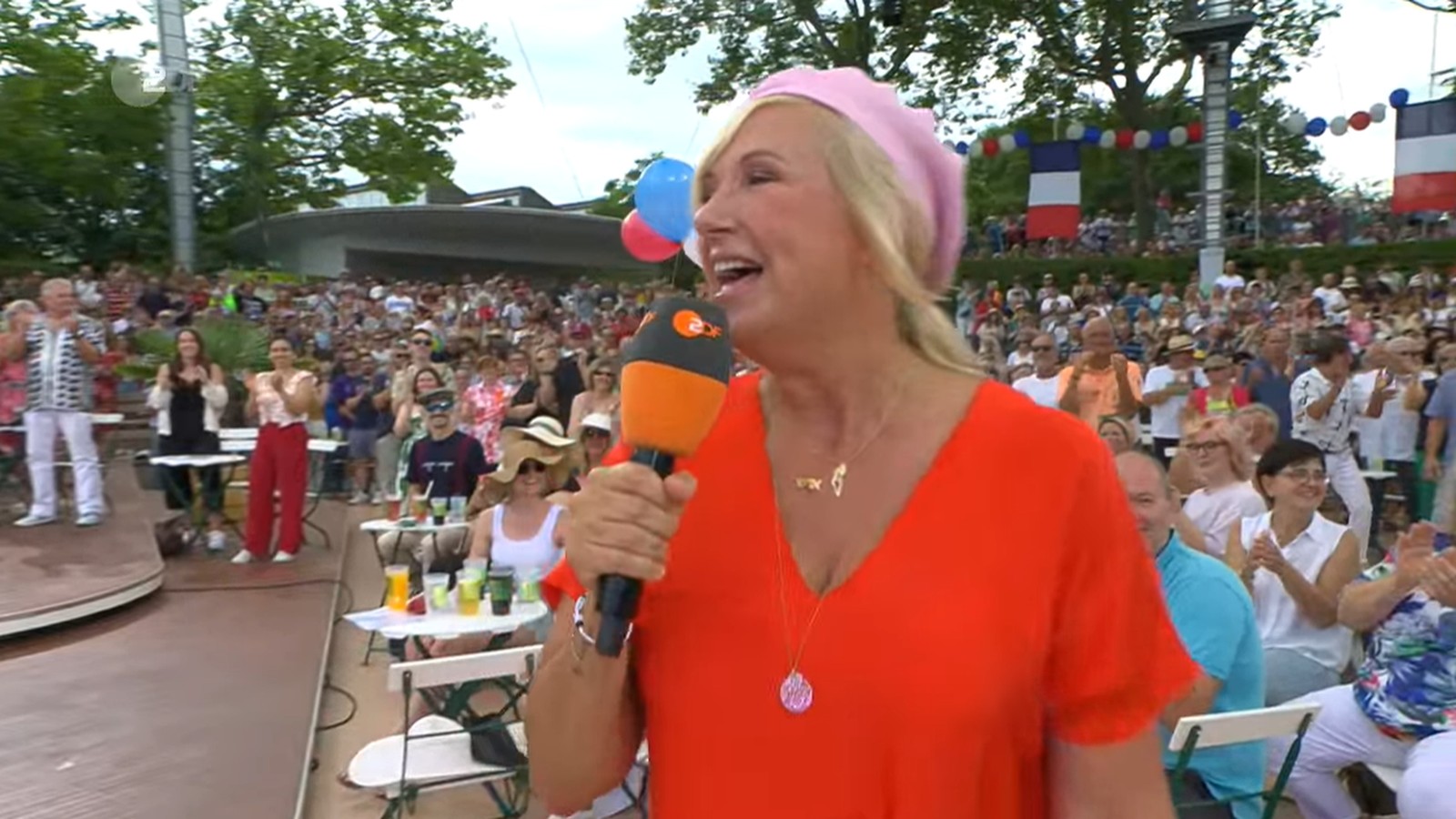 Andrea Kiewel: Riesen-Ärger um Israel-Kette im „Fernsehgarten“ – ZDF ...