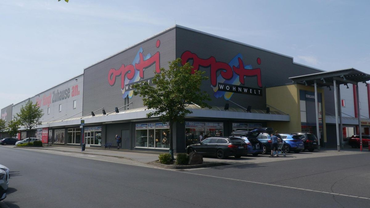 Auch Standort Eisenach betroffen: Möbelhändler Opti-Wohnwelt ist insolvent