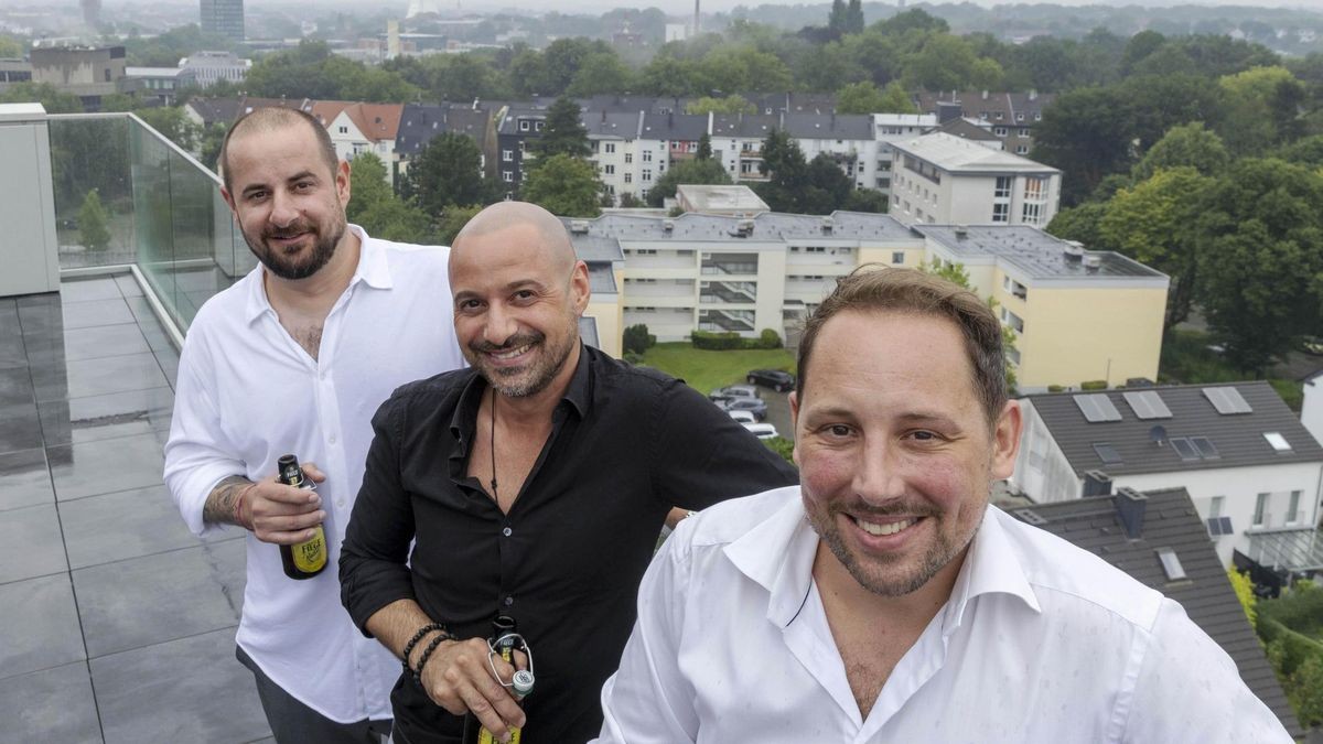 Premiere: Partyreihe „Rooftop Session“ in der Lounge mit Balkon und ...