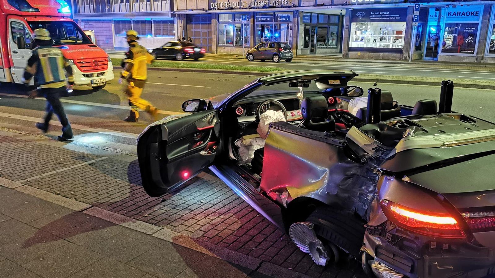 Rapper Sinan-G meldet sich nach Crash in Essen: „Habe Schmerzen“