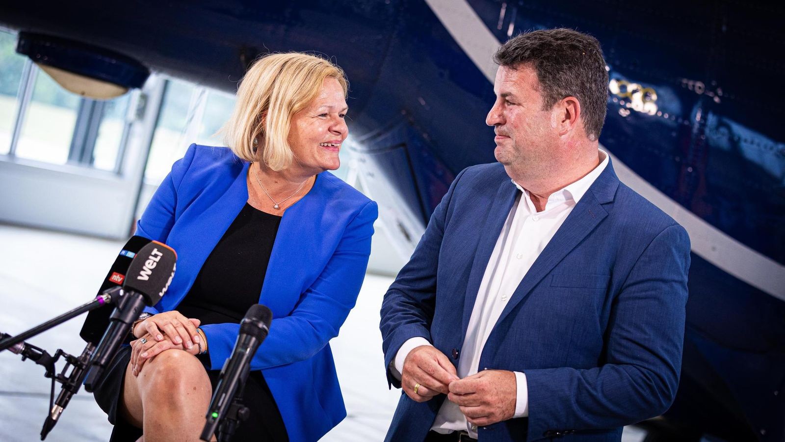 Nancy Faeser in Gifhorn: Noch mehr Geld für die Fliegerstaffel