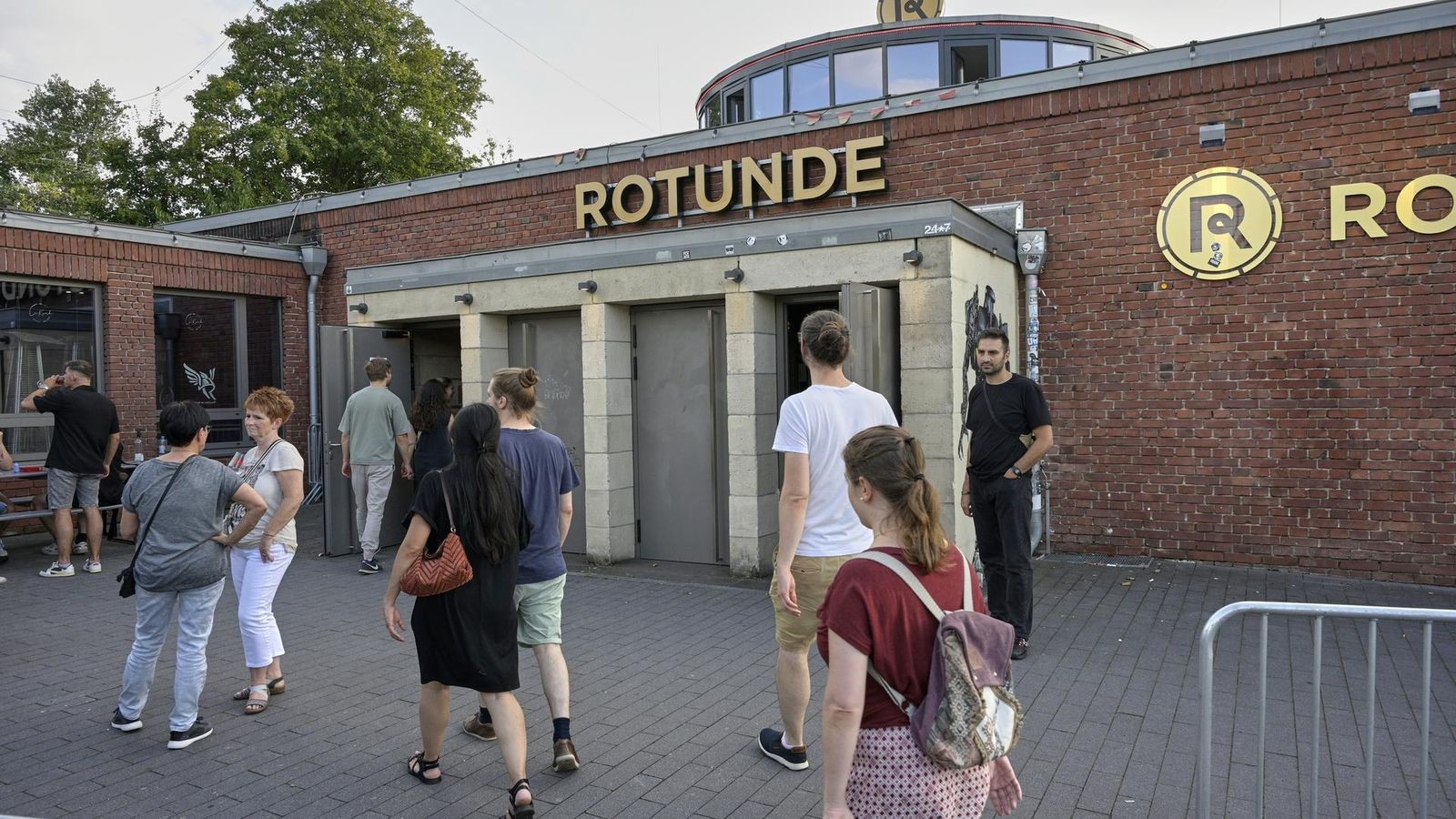 Feiern im Bahnhof: Die erstaunliche Geschichte der Rotunde