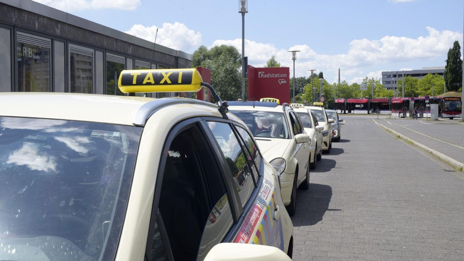 Taxifahren in Braunschweig: Mit diesen Kosten ist zu rechnen