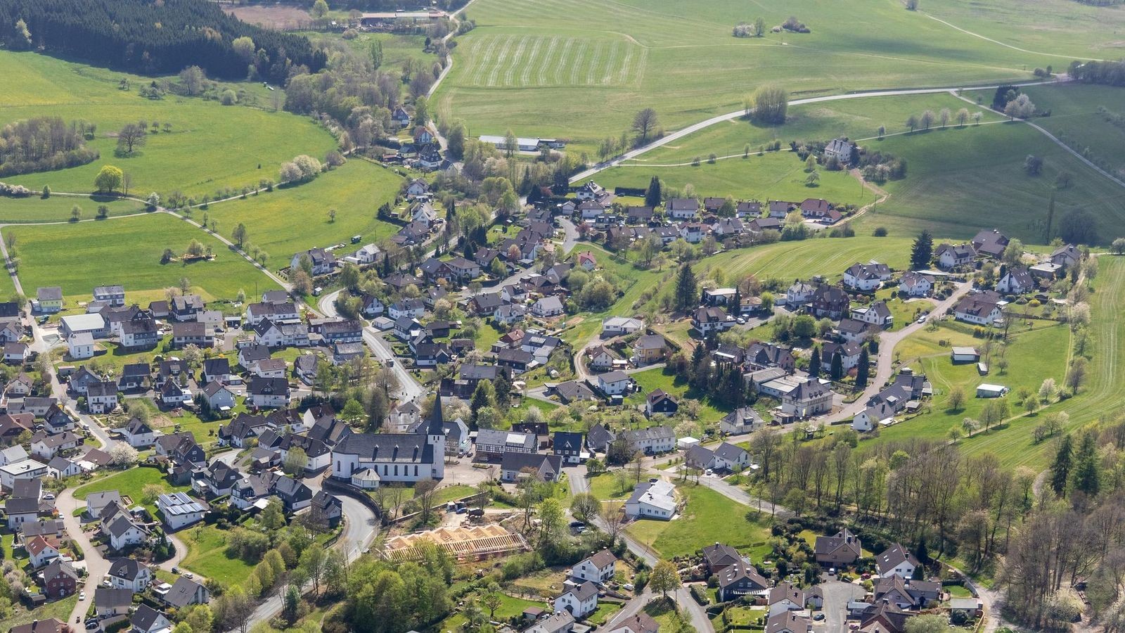 Netphen – Riesenärger: Grundstücke verkauft, Straße vergessen