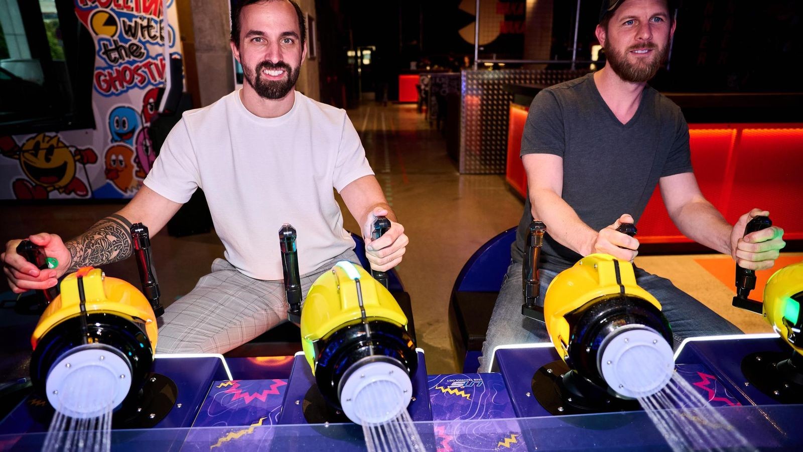 Berlin-Mitte: Neues Zocker-Paradies „Electric Social“ öffnet am Alex