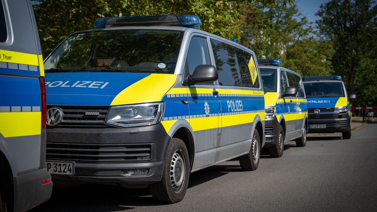 Autofahrer kollidiert in Gotha mit Straßenlaterne