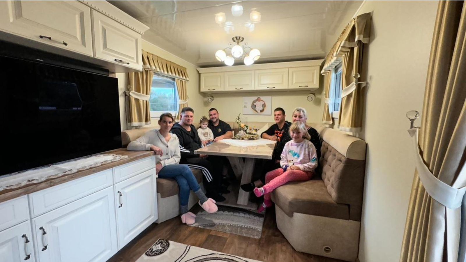 Blick hinein: Circus Sarelli noch bis Sonntag in Hüsten