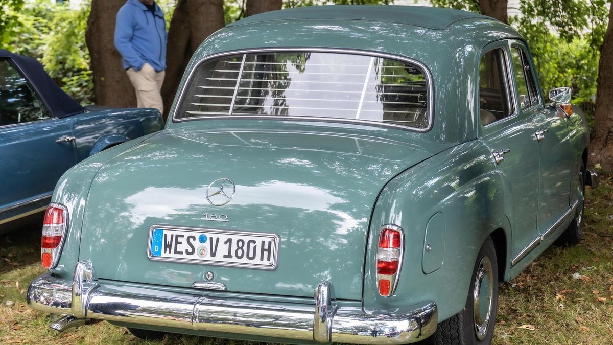 „Cars & Castle“ 2024 in Moers: Mehr als 85 schöne Bilder
