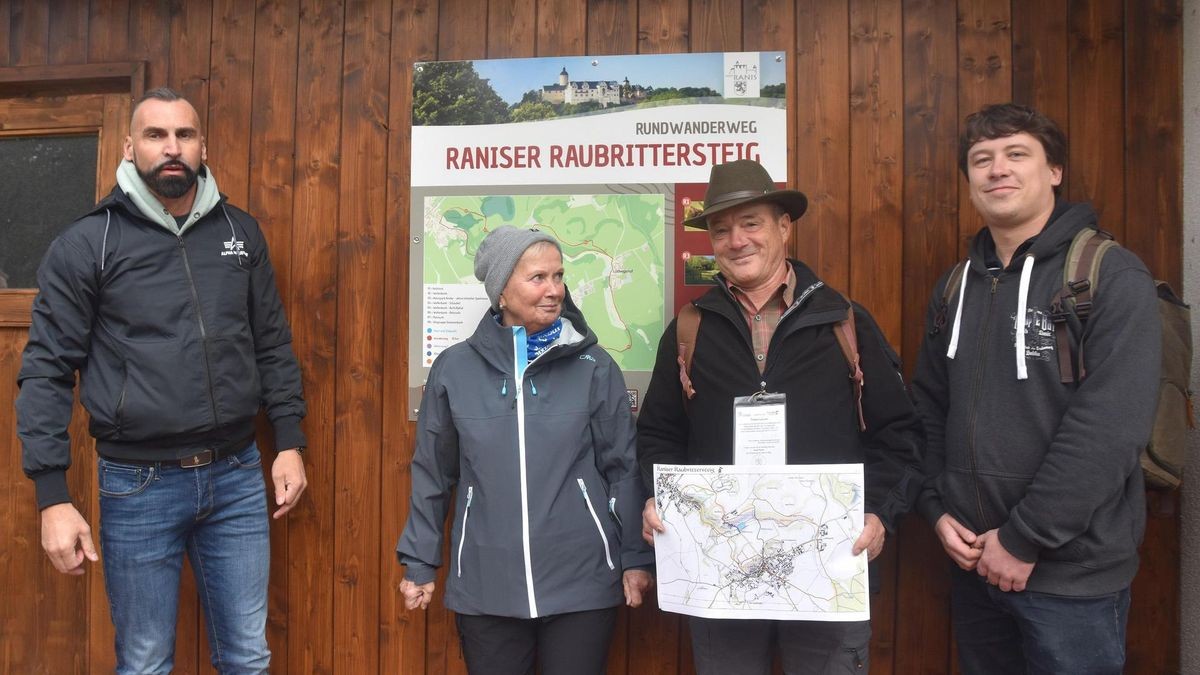 Warum auf einer berühmten Burg ein Gerüst emporwächst