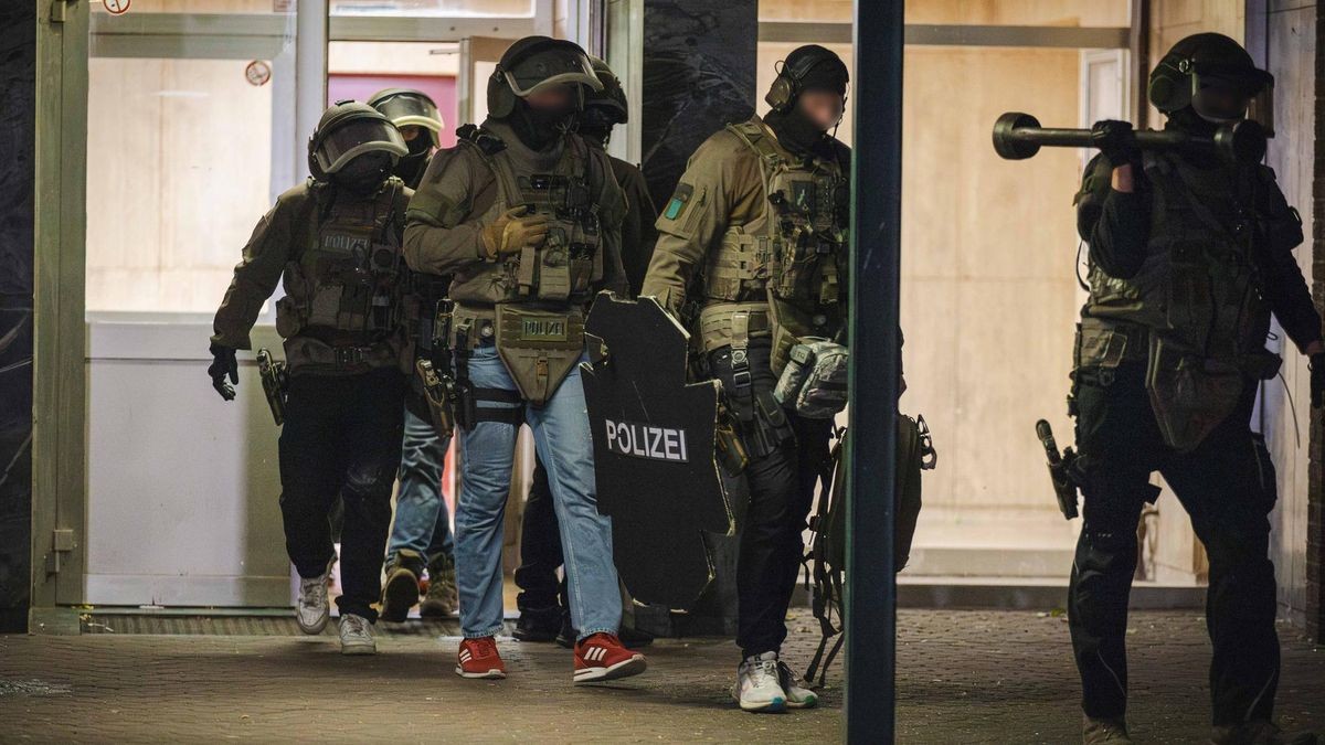 Todesdrohungen gegen türkische Händler: SEK greift in Duisburg zu