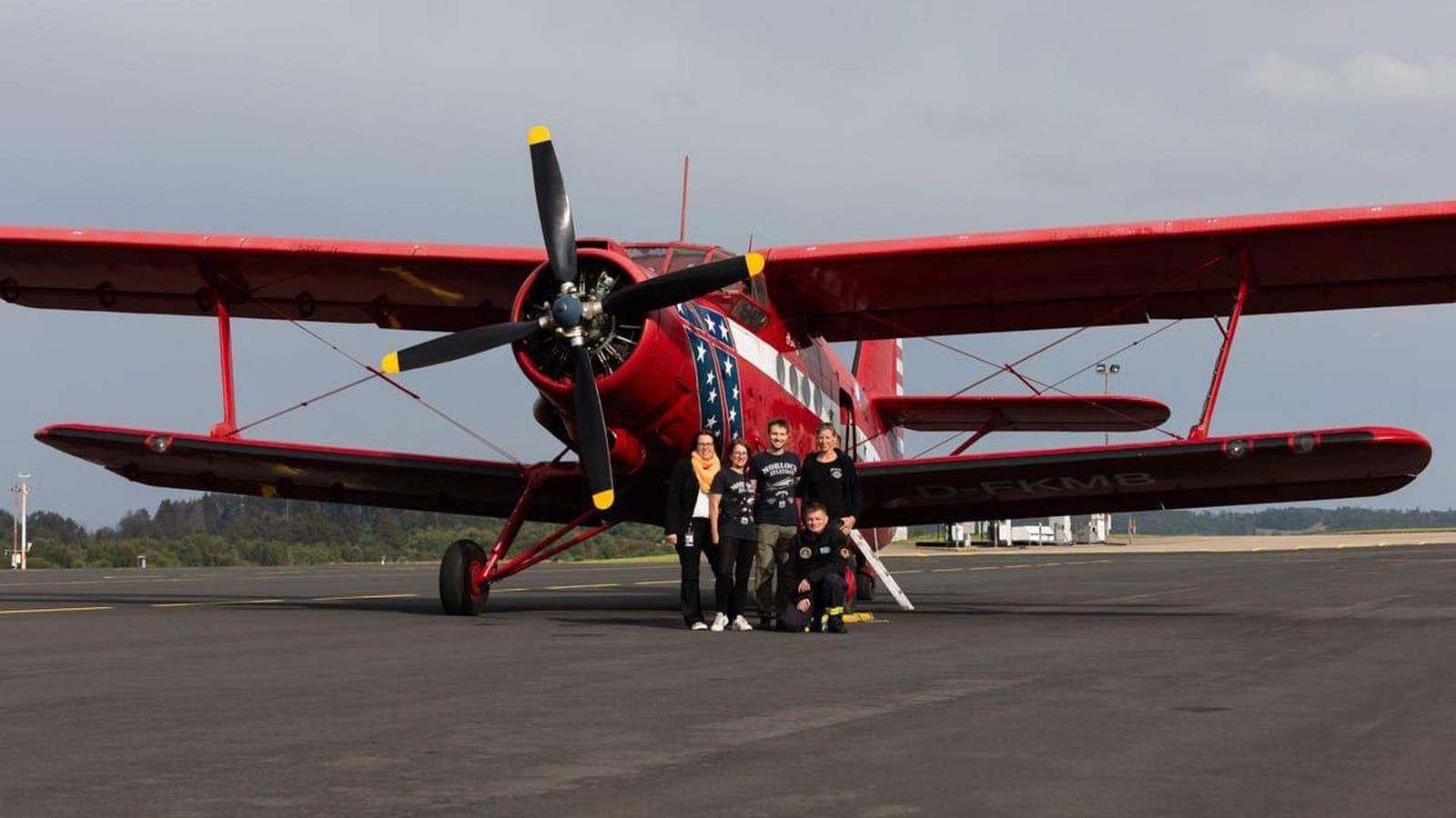 Morlock Motors: Mit „Steel-Buddies“-Antonov vom Siegerland-Flughafen ...