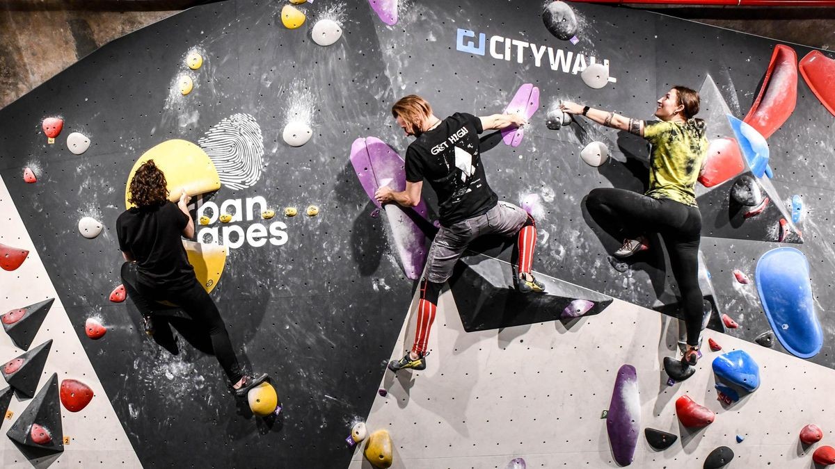 Berlin: Kletter-Clou in Friedrichshain: Bouldern in historischen Hallen