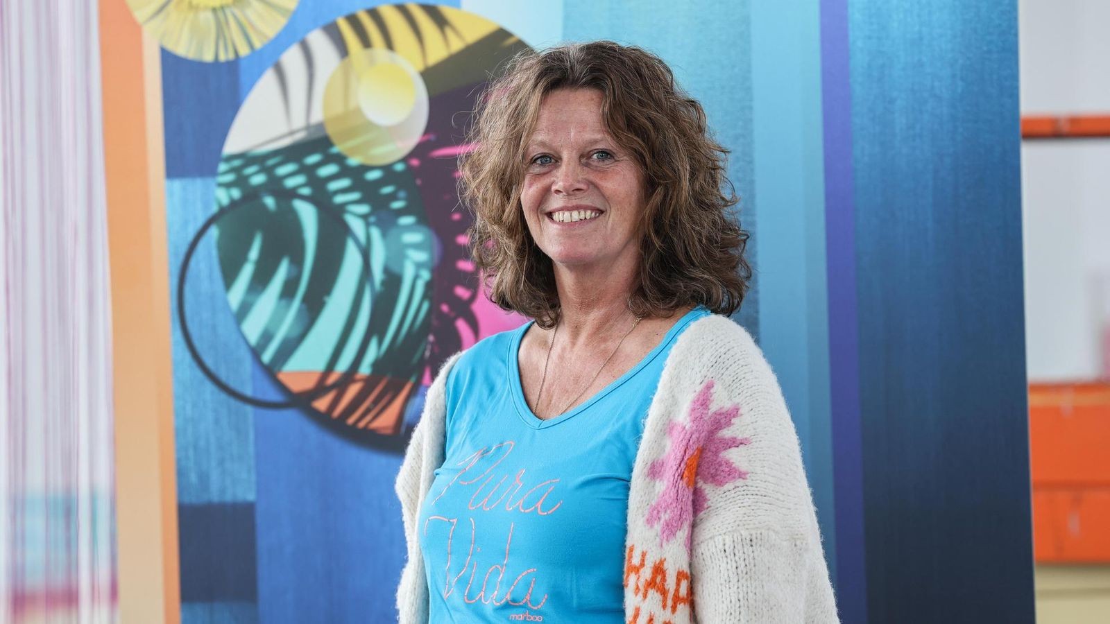 Rees: Schwebende Kunst im Autohaus in sieben Metern Höhe