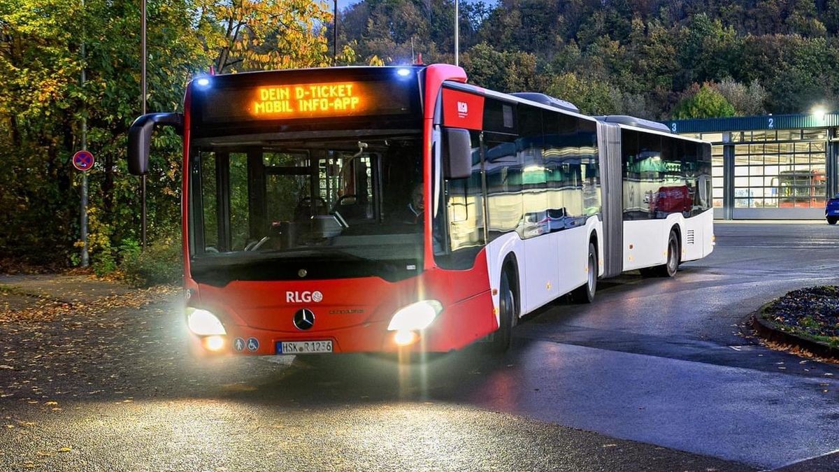 Verdi ruft Busfahrer im HSK zum Streik auf: Folgen für Meschede